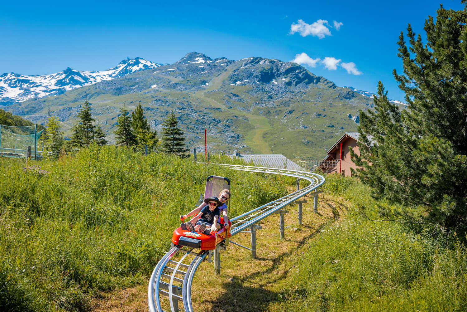 Speedmountain toboggan run on rails - Les Menuires